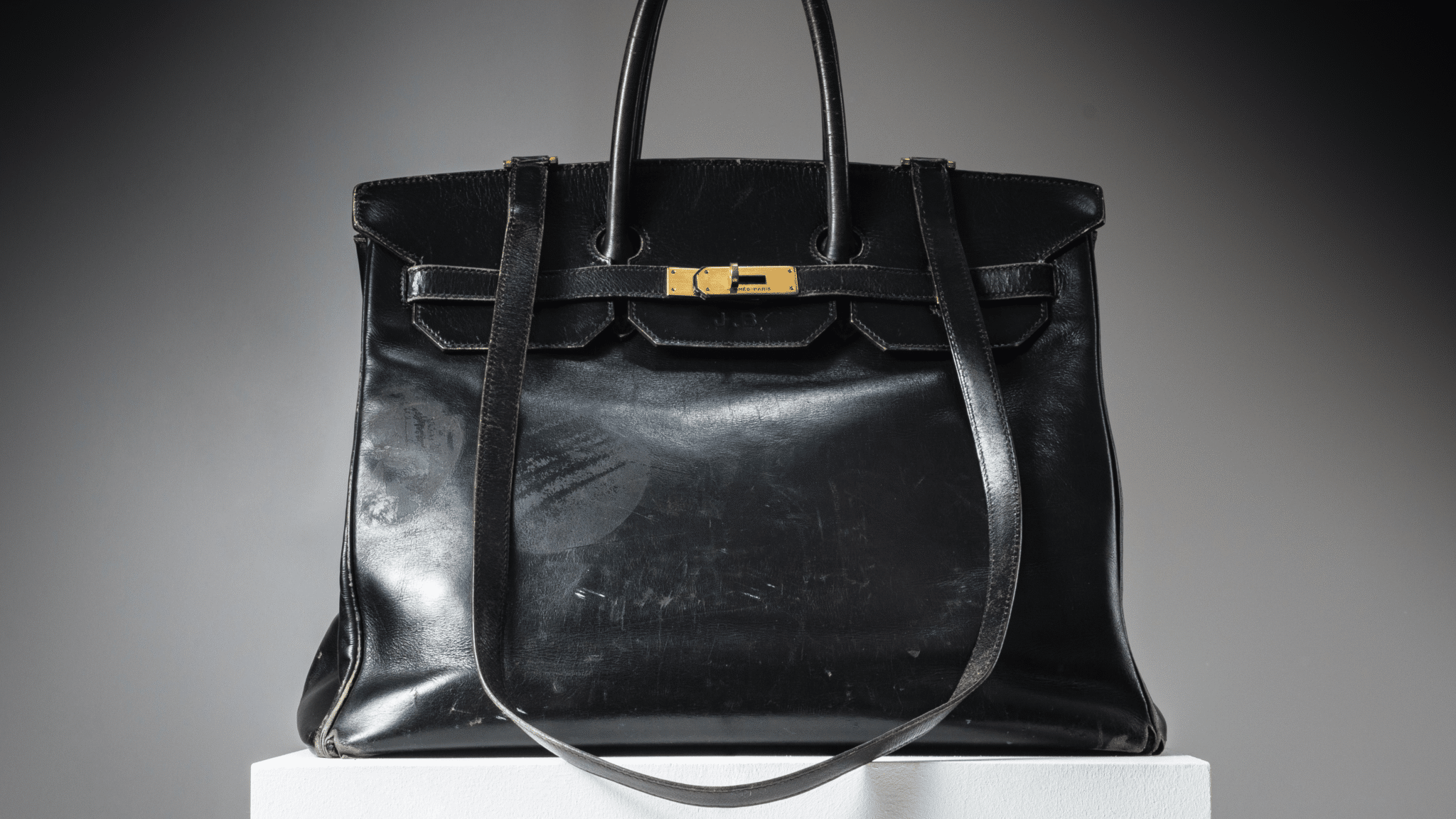 Vente record : le premier sac Birkin de Jane Birkin vendu 8,6 millions ...